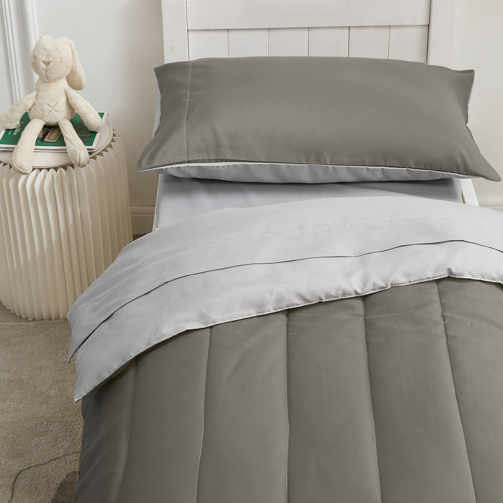 UOZZI BEDDING 4 Pieces Toddler Bedding Set Ultra Soft and Breathable Toddler Sheet Set - Includes Comforter, Flat Sheet, Fitted Sheet and Pillowcase - Dark Gray & Gray