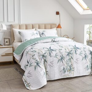 Flysheep Botanical Quilt Set 2 Pieces Twin Size, Green Leaves Printed on White Reversible Bedspread Coverlet Set, Soft Microfiber Lightweight Bed Cover for Kids (68" x 86", 1 Quilt+ 1 Pillow Sham)