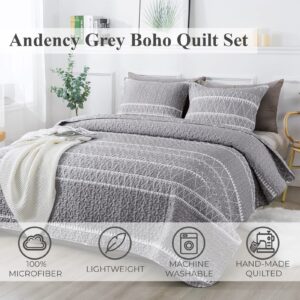 Andency Grey Quilt Set Queen (90x96 Inch), 3 Pieces(1 Striped Triangle Printed Quilt and 2 Pillowcases), Bohemian Summer Lightweight Reversible Microfiber Bedspread Coverlet Sets