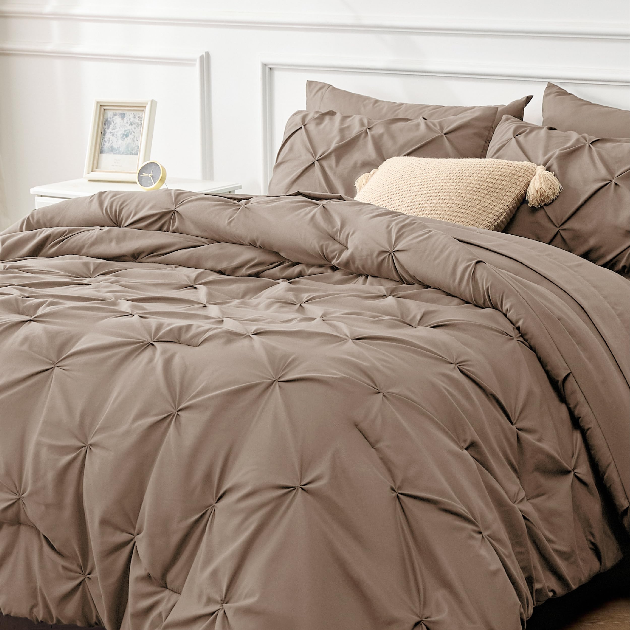 Bedsure Brown Comforter Set Queen - Bed in a Bag Queen 7 Pieces, Pintuck Beddding Sets Brown Bed Set with Comforter, Sheets, Pillowcases & Shams