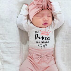 TyeSmo Newborn Girl Clothes the Princess Has Arrived White Long-sleeve Top + Pants + Headband + Hat Newborn Baby Girl Clothes