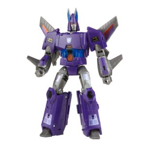 Transformers Generations Selects Legacy Voyager Cyclonus and Nightstick