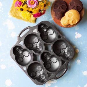 Lodge Seasoned Cast Iron Skull Mini Cake Pan