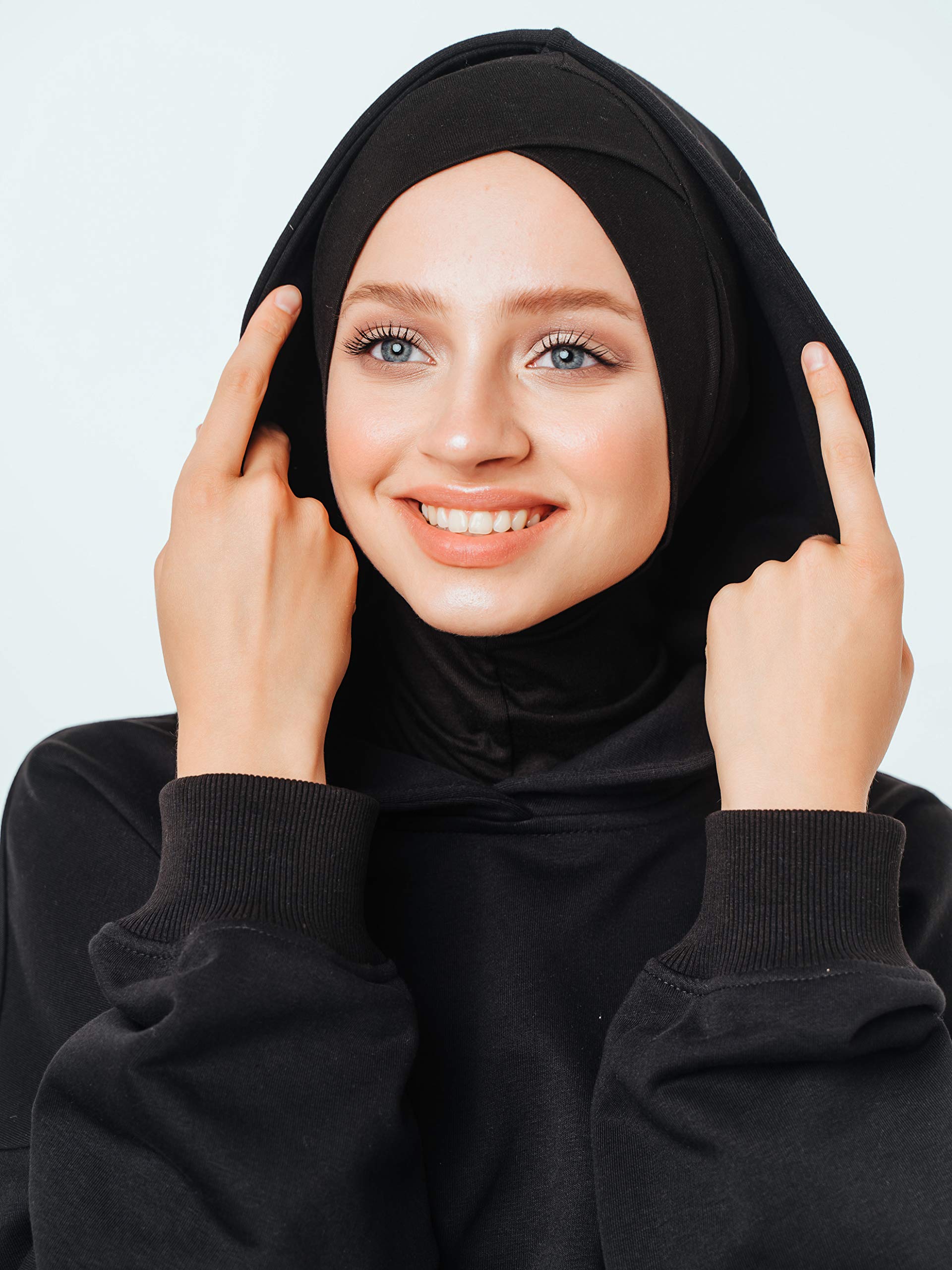 VeilWear Instant Hijab for Headphones and Glasses, Sport Head Scarf, Ready to wear Muslim Accessories for Women (Black)