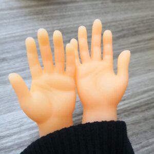 30 Pcs Tiny Finger Hands Mini Rubber Finger Puppets, Miniature Small Hands Ealistic Cute Little Hand Finger for Gifts Puppet Show Prank Gag Performance Party Favors