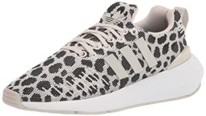 adidas women's swift run 22 sneaker, talc/black/white, 7.5