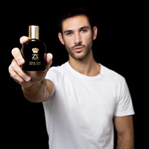 ZOUSZ Gold Oud Eau De Parfum - Earthy Oud Perfume with Raspberry, Cinnamon and Soft Musk - A Hypnotic Rich Scent 50mL