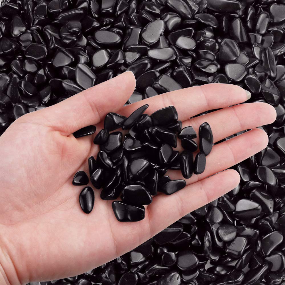 Twdrer 2lb/950g Small Natural Black Obsidian Tumbled Chips Crushed Stone Irregular Shaped Quartz Rock Healing Reiki Crystal Gemstone for Jewelry Making Garden Aquarium Vase Plant Decoration(Black)