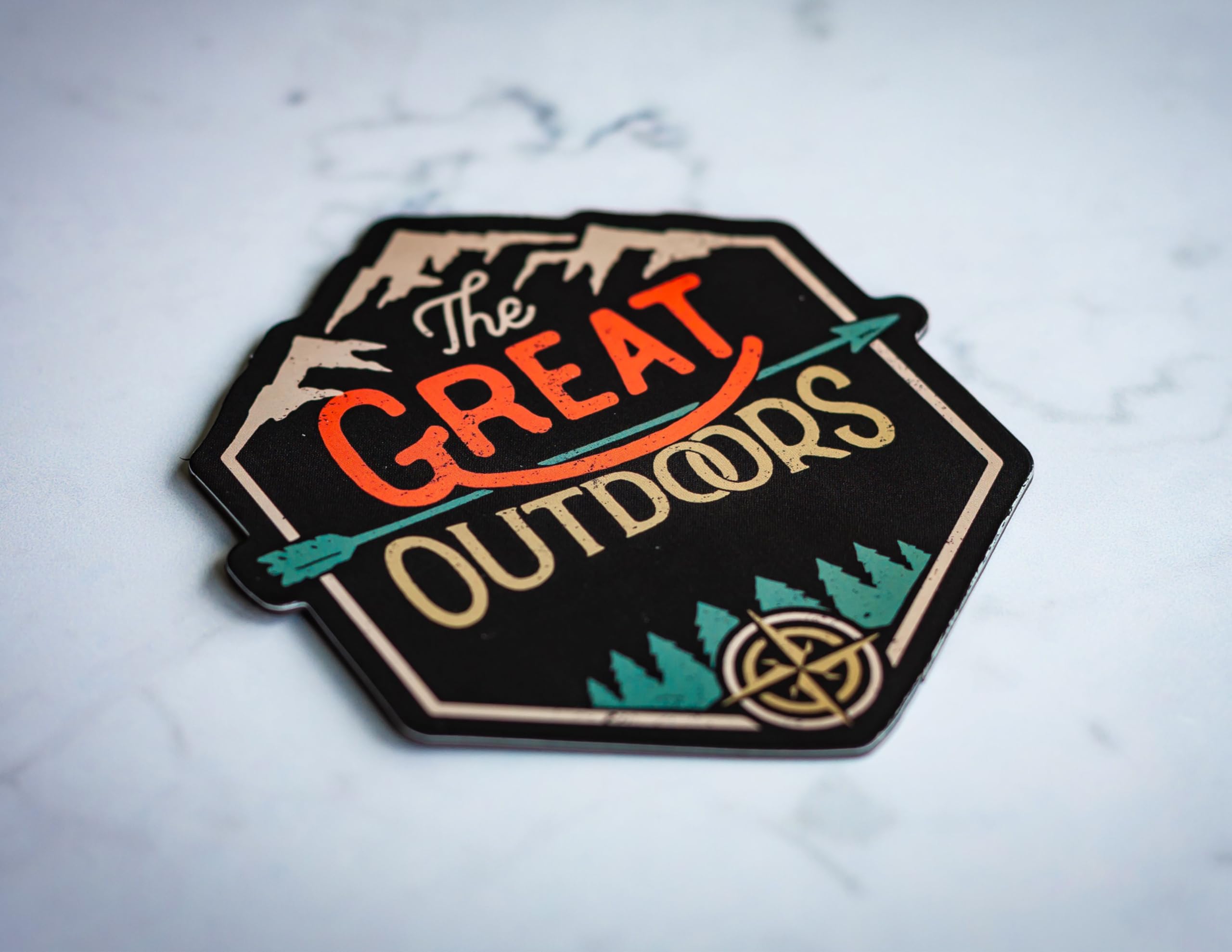 Ninga Manitoba The Great Outdoors Design 4-Inch Fridge Magnet