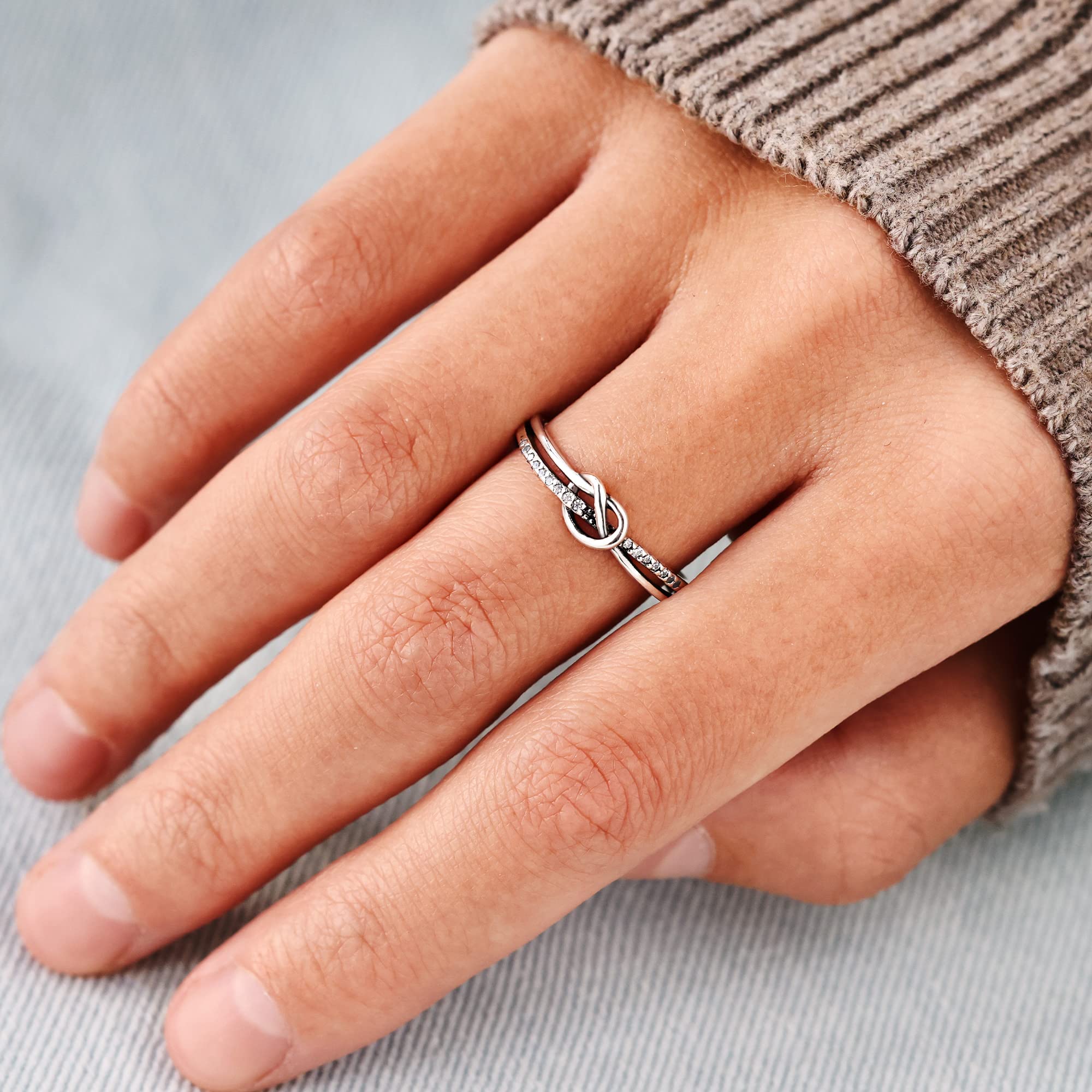 Story Jewellery Mothers Day Gifts from Daughter, The Mother&Daughter Bond is a Knot Tied by Angel's Hands Ring, Mother Daughter Ring, Ring for Mom from Daughter, 925 Sterling Silver Heart Bond Ring08