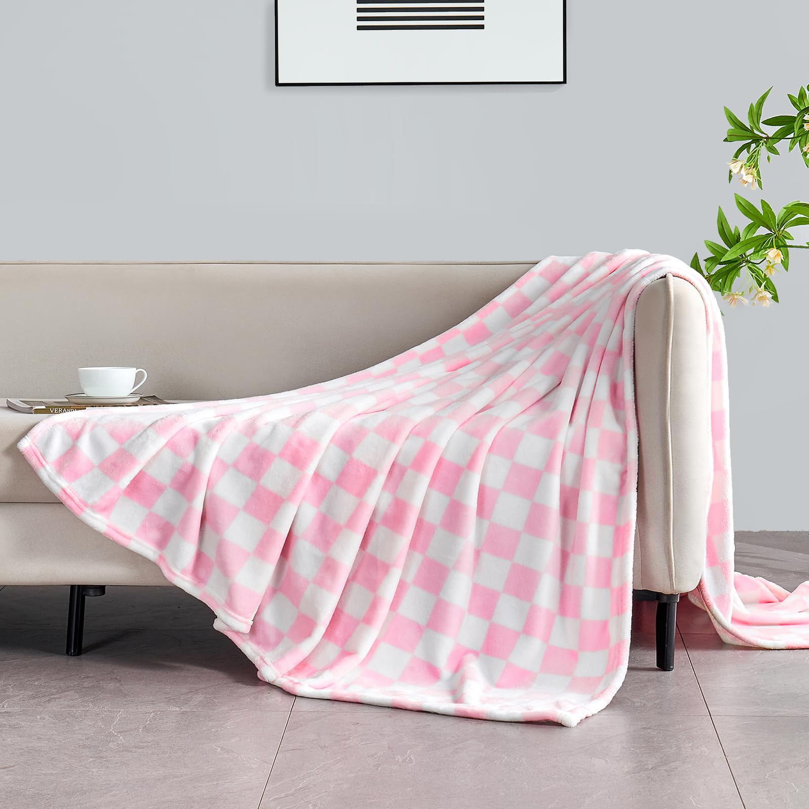 Edenleaf Pink Checkered Blanket, Ultra Soft Fleece Checkered Throw Blanket for Couch Bed and Travel, Luxury Pink Throw Blankets for All Seasons (Pink, 50"x60")