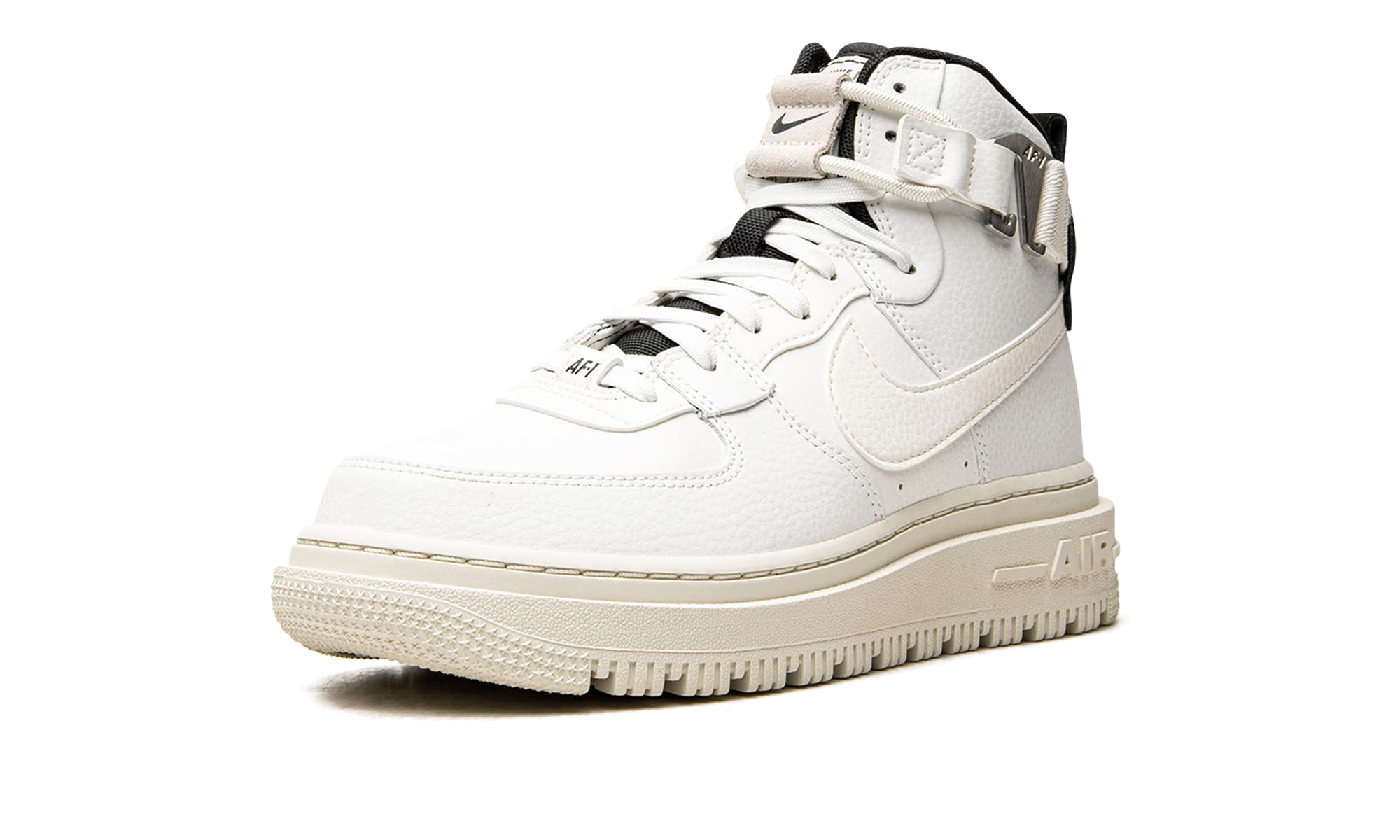 Nike Women's Air Force 1 High Utility 2.0 shoe, Summit White/Sail-black-summit, 6