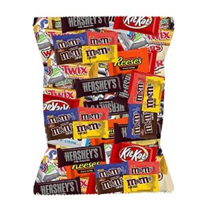 beeq 3 pound assorted milk chocolate mini candy mix, halloween party candy