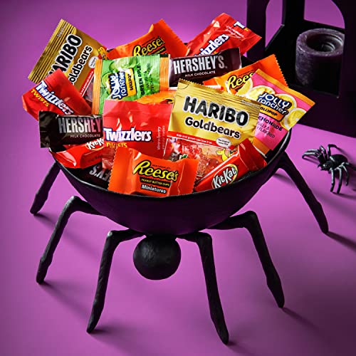 HERSHEY'S Assorted Milk Chocolate, Peanut Butter and Fruit Flavors Miniatures, Halloween Candy Variety Bag, Bulk, 101.04 oz (355 Count)