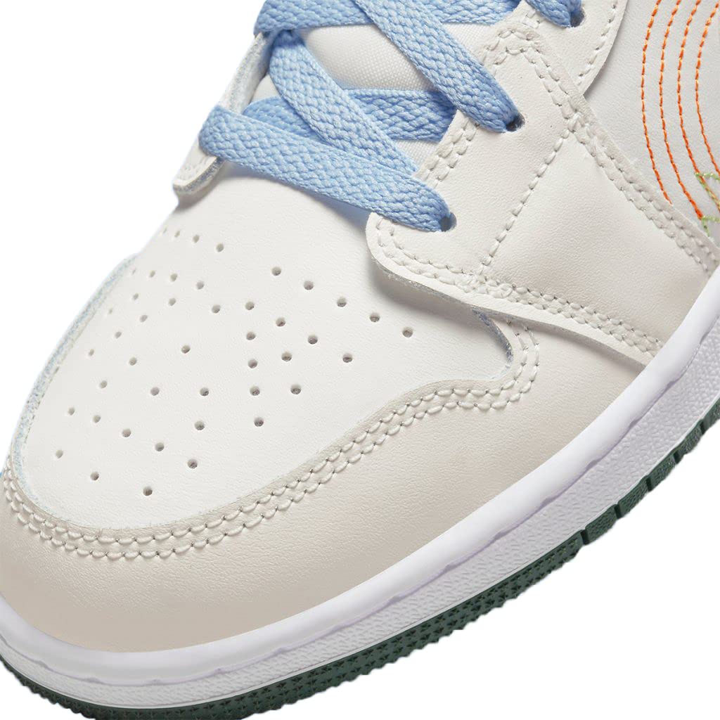 Jordan Boy's Air 1 Mid SE (Big Kid) Sail/Safety Orange/Psychic Blue 7 Big Kid M