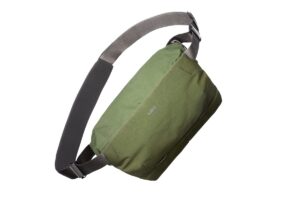 bellroy venture camera sling 10l (photography bag) - ranger green