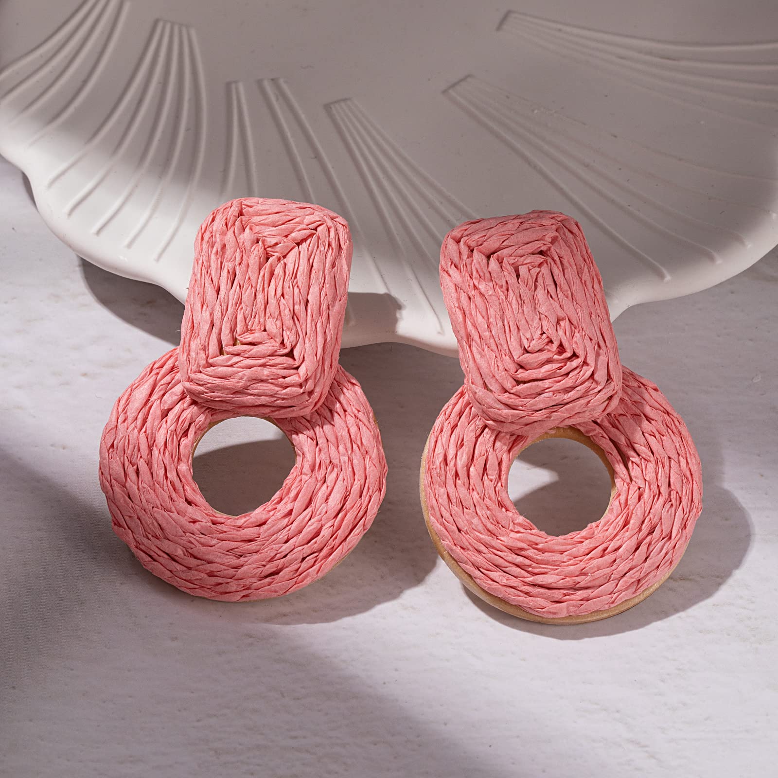 Statement Raffia Earrings Cute Boho Earrings Rattan Dangle Earrings Handmade Straw Wrap Earrings Summer Drop Dangling Earrings for Women(Coral)