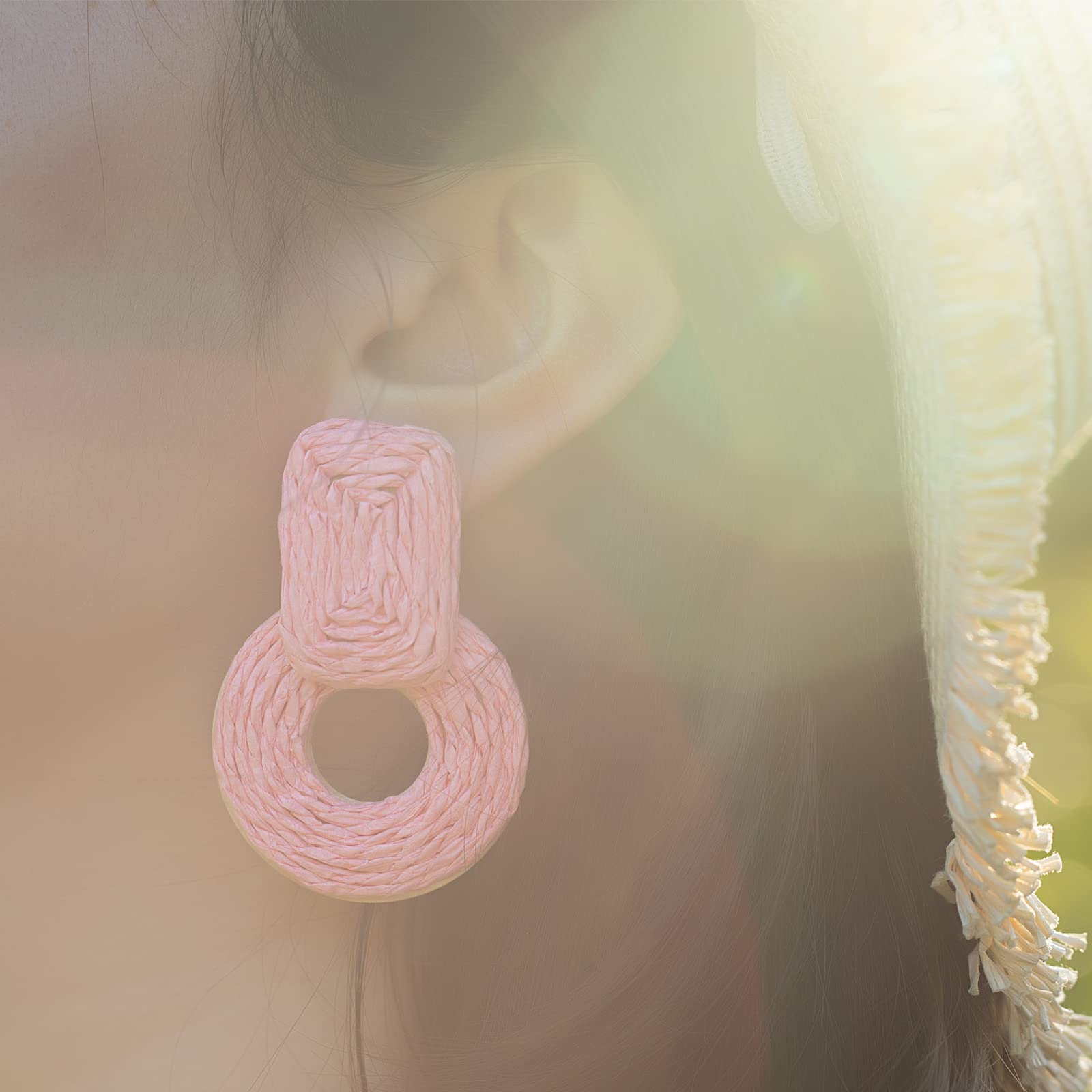 Statement Raffia Earrings Cute Boho Earrings Rattan Dangle Earrings Handmade Straw Wrap Earrings Summer Drop Dangling Earrings for Women(Coral)