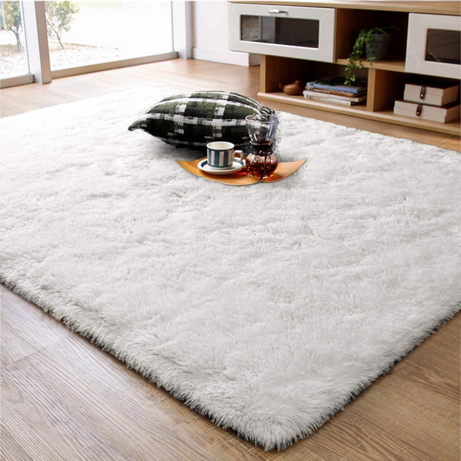 Ompaa Fluffy Rug, Super Soft Fuzzy Area Rugs for Bedroom Living Room - 5' x 8' Large Plush Furry Shag Rug - Kids Playroom Nursery Classroom Dining Room Decor Floor Carpet, Cream White