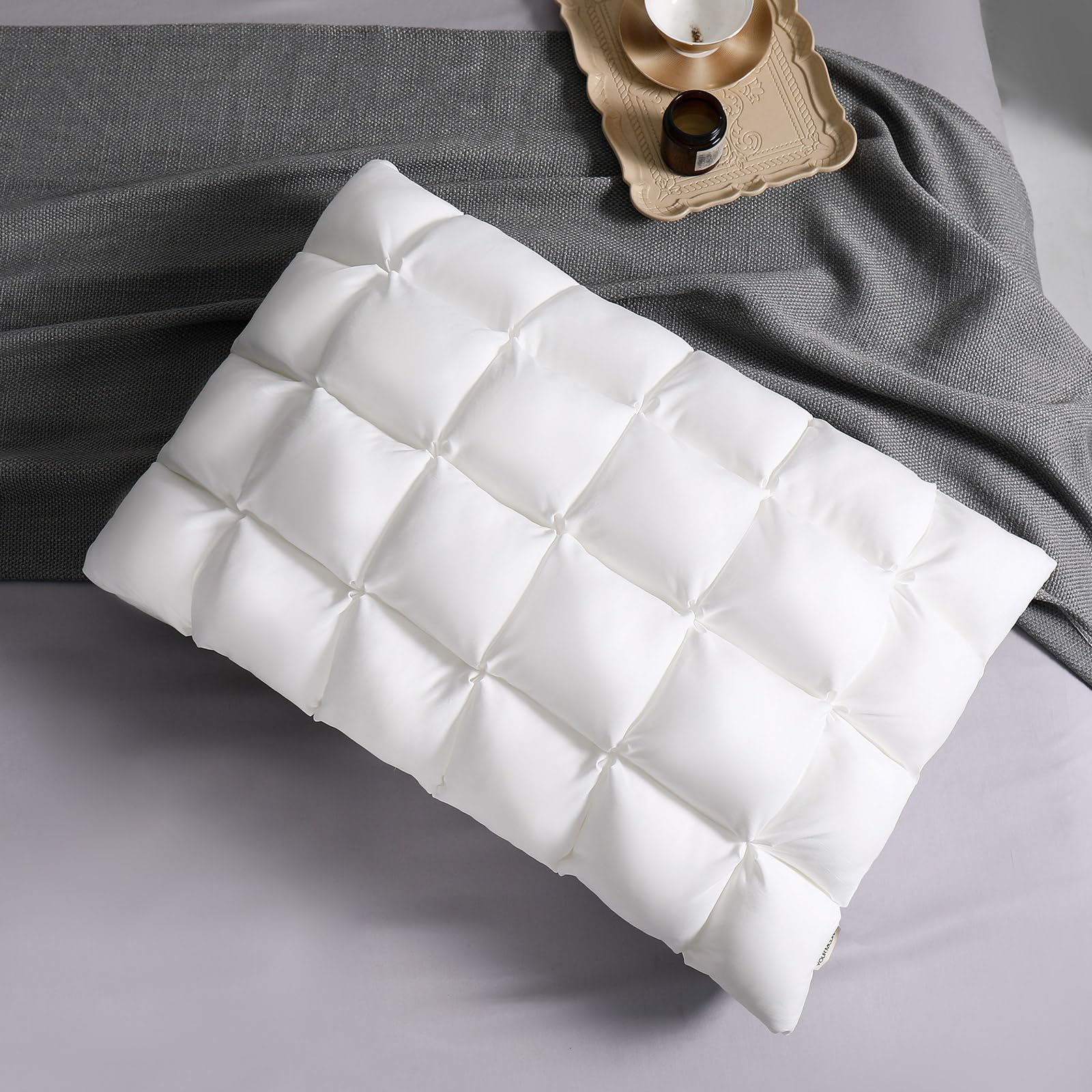 YOUR MOON Soft Pillows Queen Size for Sleeping, Support Bed Pillows, Fluffy Down Alternative Pillow, Luxury Hotel Gel Pillows for Side Sleeping (White)