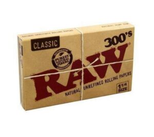 raw 300 classic 1.25 1 1/4 size rolling papers, 300 count (pack of 1)