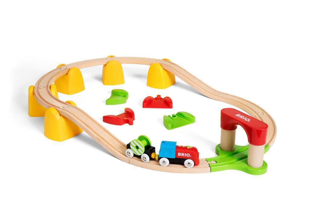 BRIO World 33710 - My First Railway Battery Operated Train Set | 25 Piece Wood Train Set for Toddlers | Inclusive of Accessories and Wooden Tracks | Certified by Forest Stewardship Council