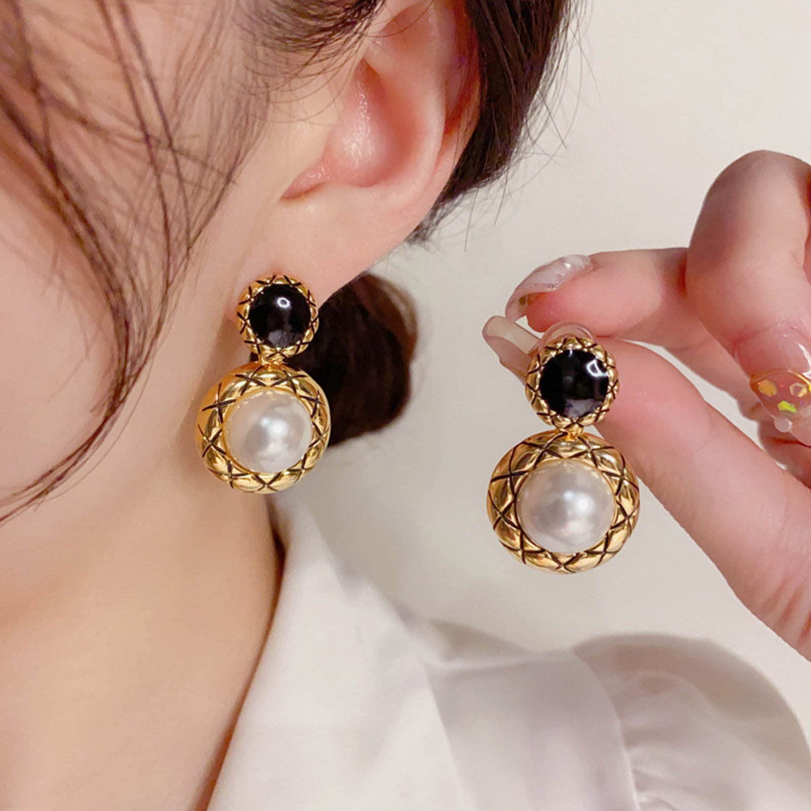 YienDoo Vintage Pearl Dangle Drop Earrings Gold Big Pearl Drop Earrings Black Stud Statement Pearl Dangle Earrings Wedding Bridal Pearl Earrings Prom Earrings Jewelry for Women and Girls