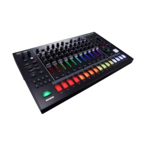 roland tr-8s rhythm performer (open box)