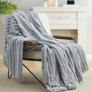 Amélie Home Soft Faux Fur Throw Blanket for Couch, Warm Luxurious Faux Rabbit Fur Striped Throw Blanket, Cozy Fluffy Plush Fur Blanket for Sofa Chair Bed Living Room, Light Grey, 50"x 70"