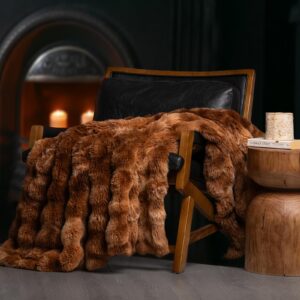 evergrace ultra soft luxury fluffy ridgeline faux rabbit fur throw blanket, thick warm blankets for bed, cozy plush reversible blanket for couch, chair, sofa, lion caramel, 50x60 inches, 870 gsm