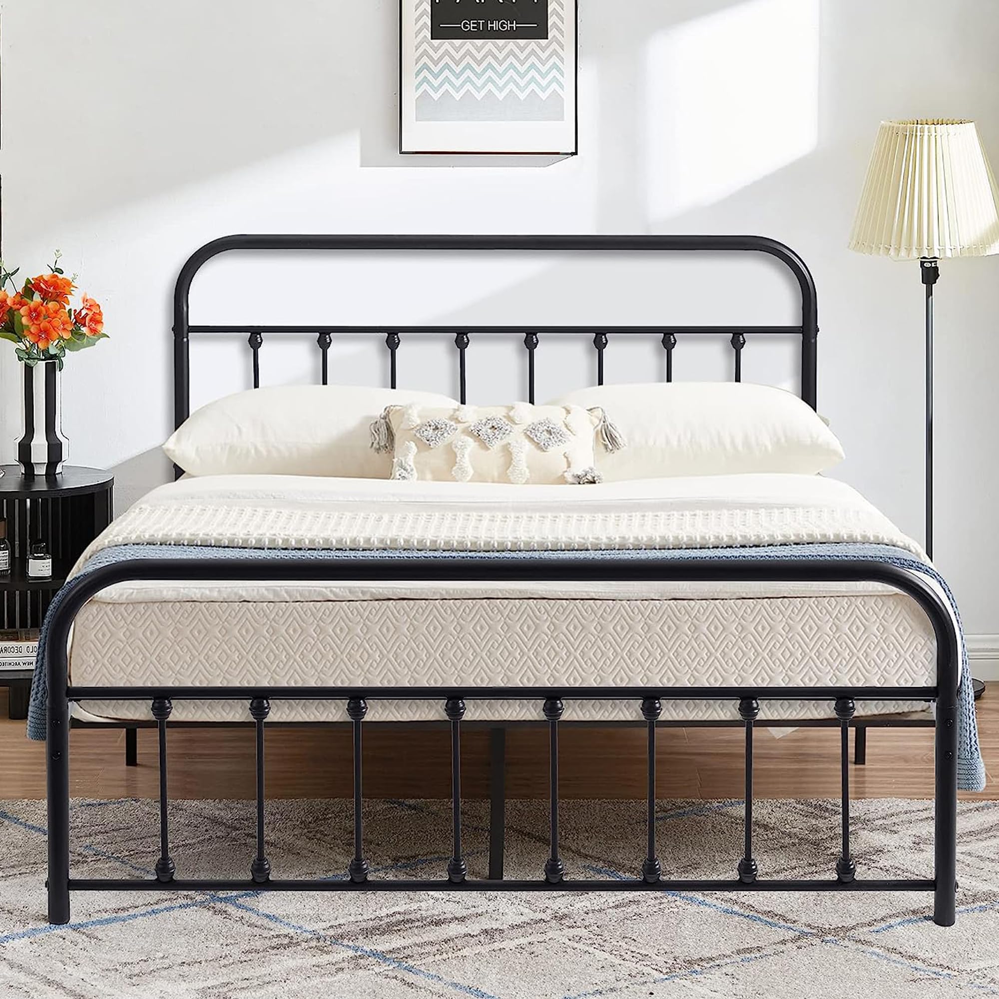 VECELO Metal Platform Bed Frame, Mattress Foundation with Headboard & Footboard,No Box Spring Needed,Queen Size