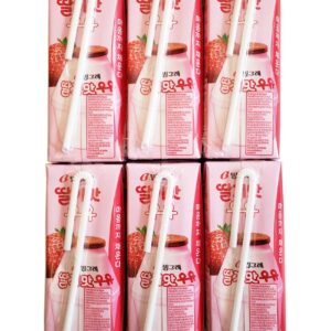 Binggrae Fresh Strawberry UHT Milk Dairy Products, South Korea (Packs of 6)