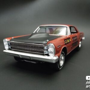 AMT 1966 Ford Galaxie Sweet Bippy 1:25 Scale Model Kit