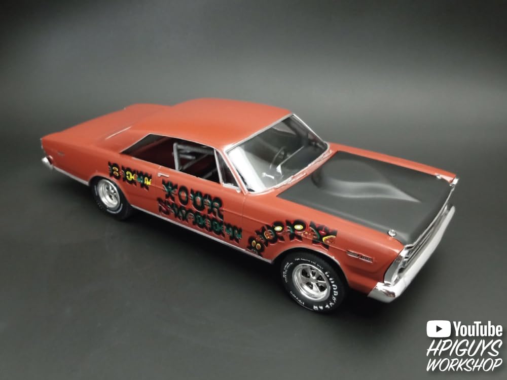 AMT 1966 Ford Galaxie Sweet Bippy 1:25 Scale Model Kit