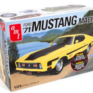 AMT 1971 Ford Mustang Mach I 1:25 Scale Model Kit