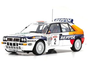 lancia delta hf integrale evoluzione #2 carlos sainz - luis moya jolly club tour de corse - rallye de france (1993) 1/18 diecast model car by kyosho k08348j