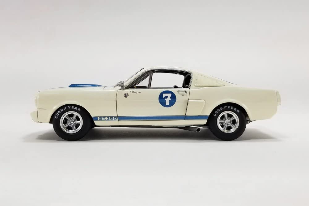 1965 Shelby G.T. 350R #7, White - Acme A1801814-1/18 Scale Diecast Model Car