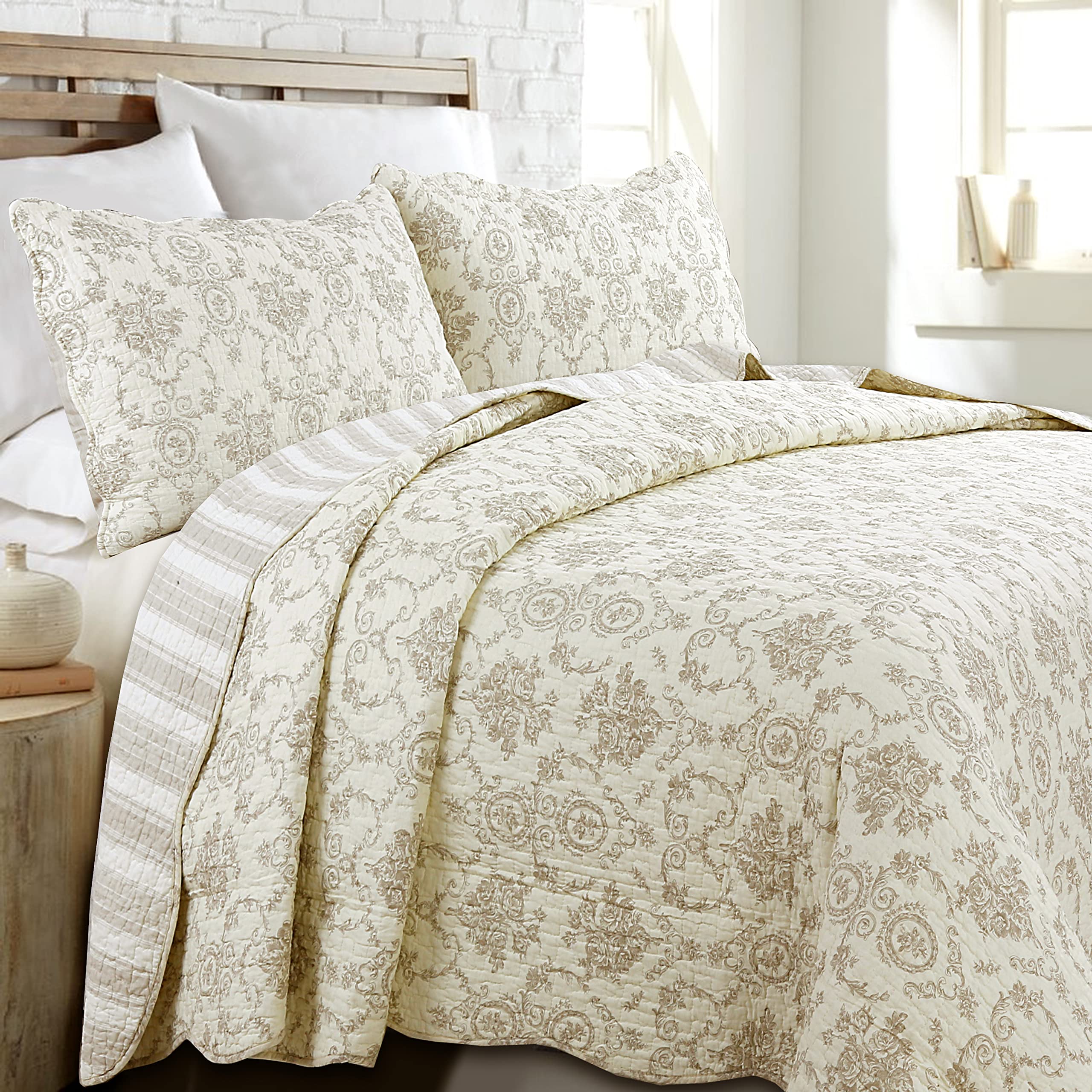 Cozy Line Home Fashions French Medallion 100% Cotton Bedding Quilt Set, Beige Ivory Rose Flower Reversible Coverlet Bedspread (Cream Eggnog, Queen -3 Piece)