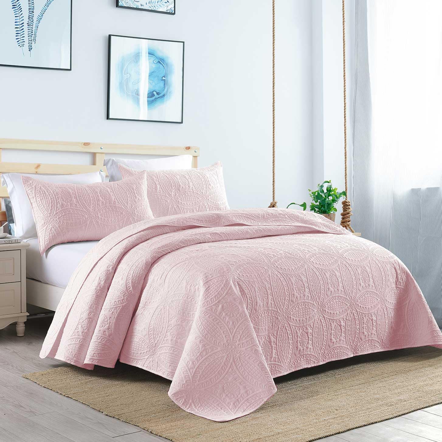 Boryard 3-Piece Queen Quilt Set, Lightweight Soft Full Size Quilt Bedspread Coverlet (90x90 inches) with 2 Pillow Shams (20x26 inches), Pink