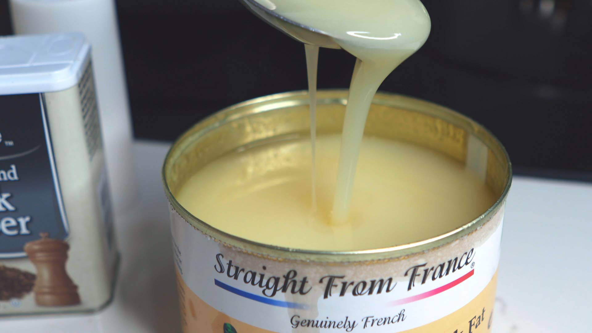 Straight from France All Natural Duck Fat for Cooking from Southwest France Keto and Paleo Diet Friendly 695g 24.5oz