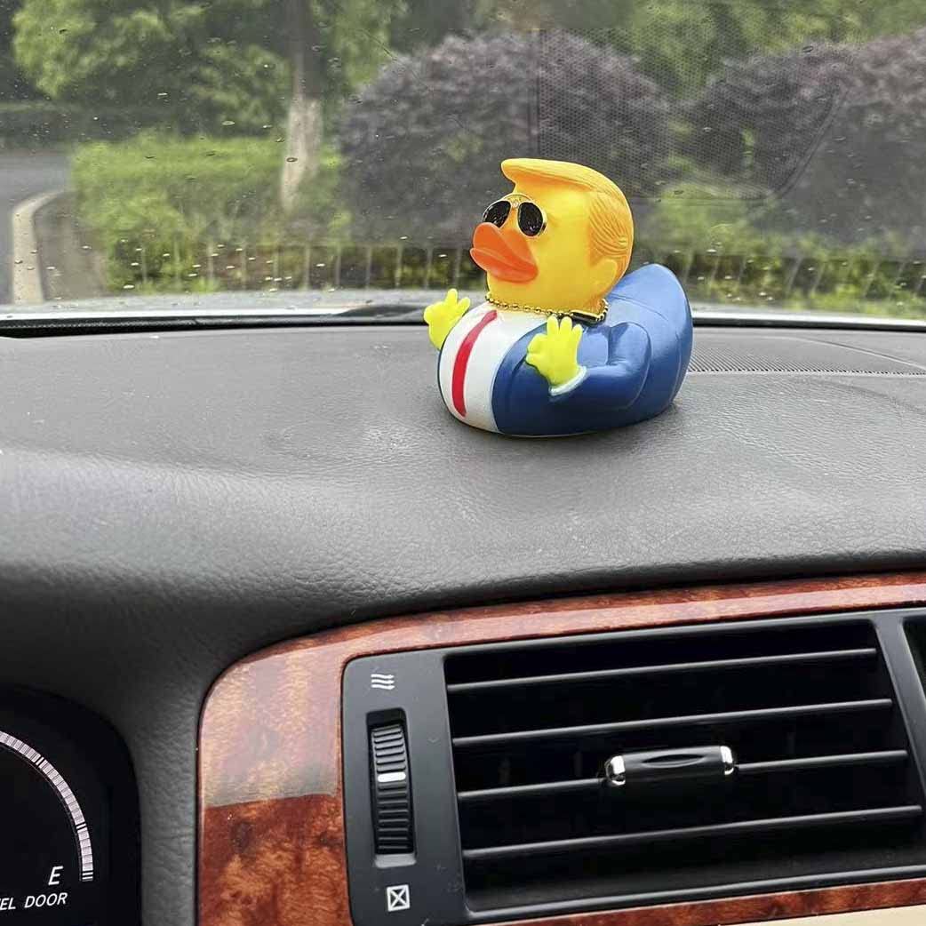 Rubber Ducks Car Duck Dashboard Decoration Squeak Trump Ducks Toys Car Ornaments Car Décor Accessories with Sunglasses and Golden Necklace (Style A)