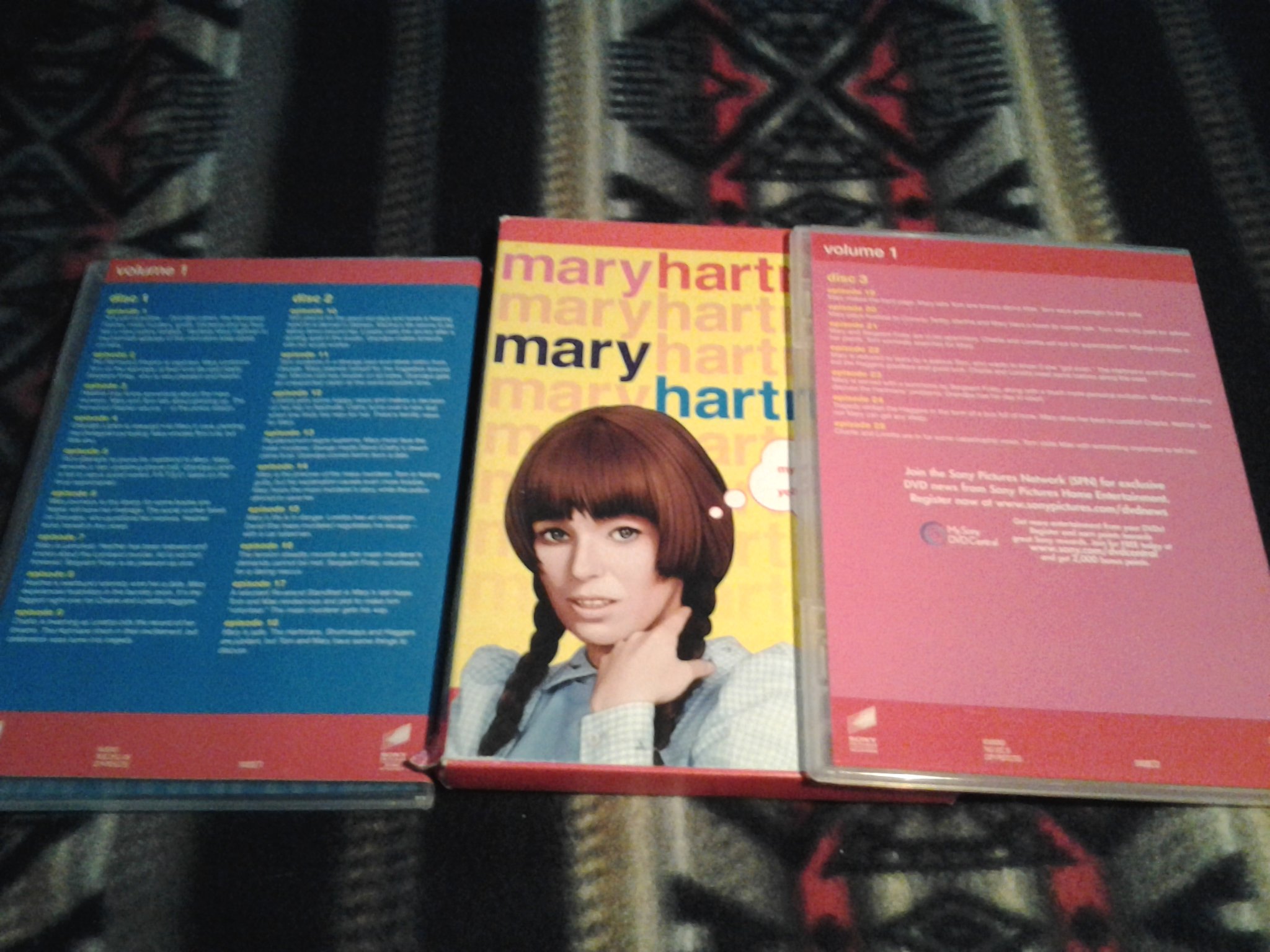 Mary Hartman, Mary Hartman - Volume 1