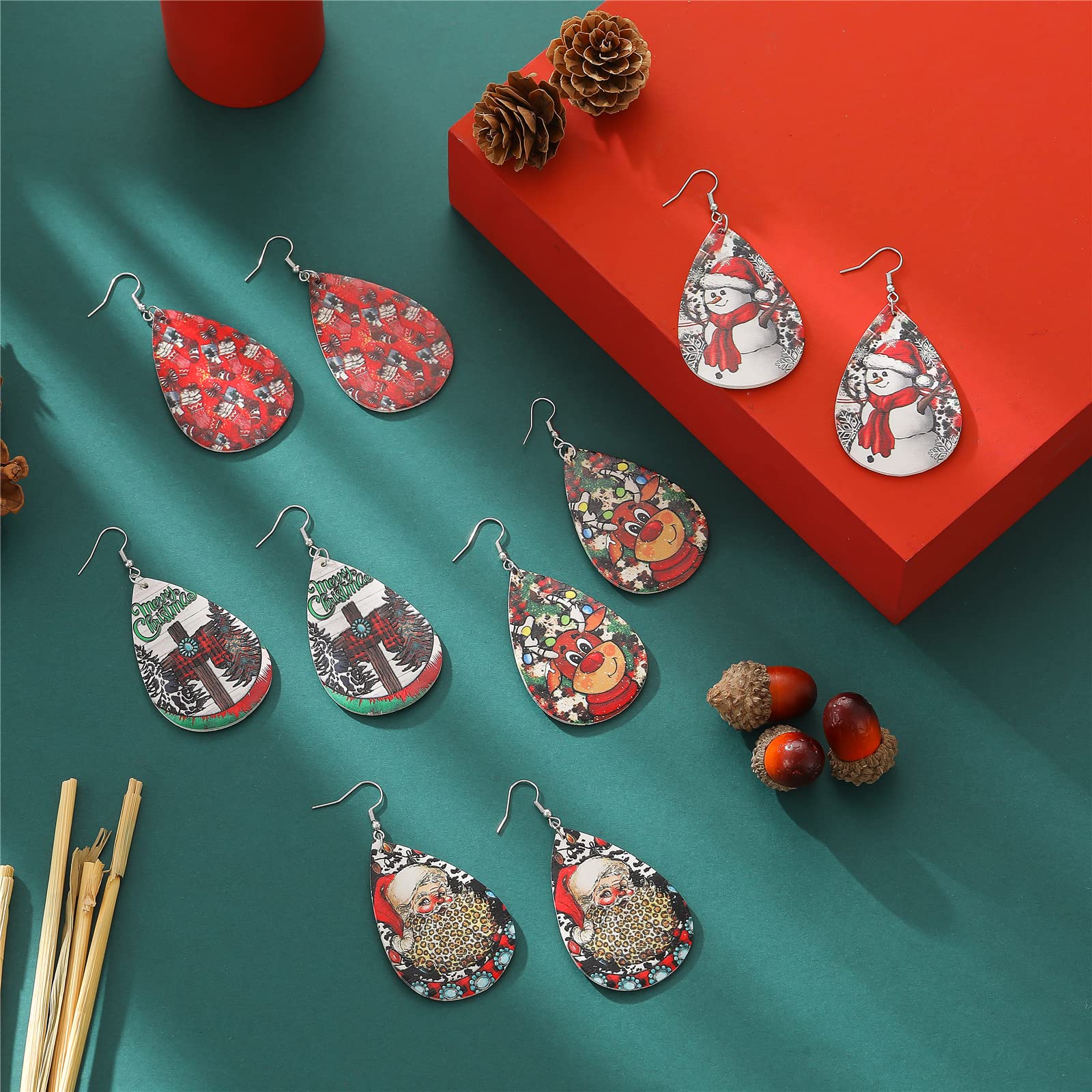 9 Pairs Christmas Earrings for Women, Lightweight Faux Leather Earrings Set Teardrop Dangle Xmas Earrings Christmas Trees Santa Snowflakes Earrings Christmas