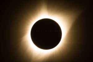 celestial photography print (not framed) picture of total solar eclipse at totality sun moon wall art science nature decor (5" x 7")