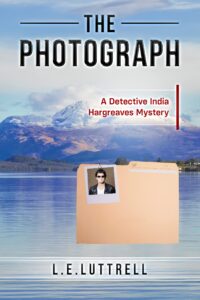 the photograph: a detective india hargreaves mystery