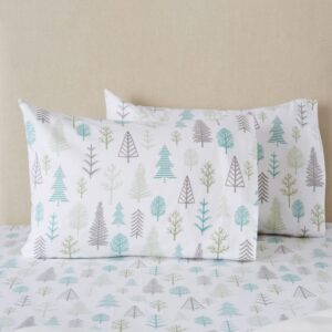 Great Bay Home 4 Piece 100% Turkish Cotton Queen Winter Lodge Flannel Sheet Set | Cotton Printed Bedding Sheets & Pillowcases | Double-Brushed Flannel Bed Sheets (Queen, Snowy Forest)