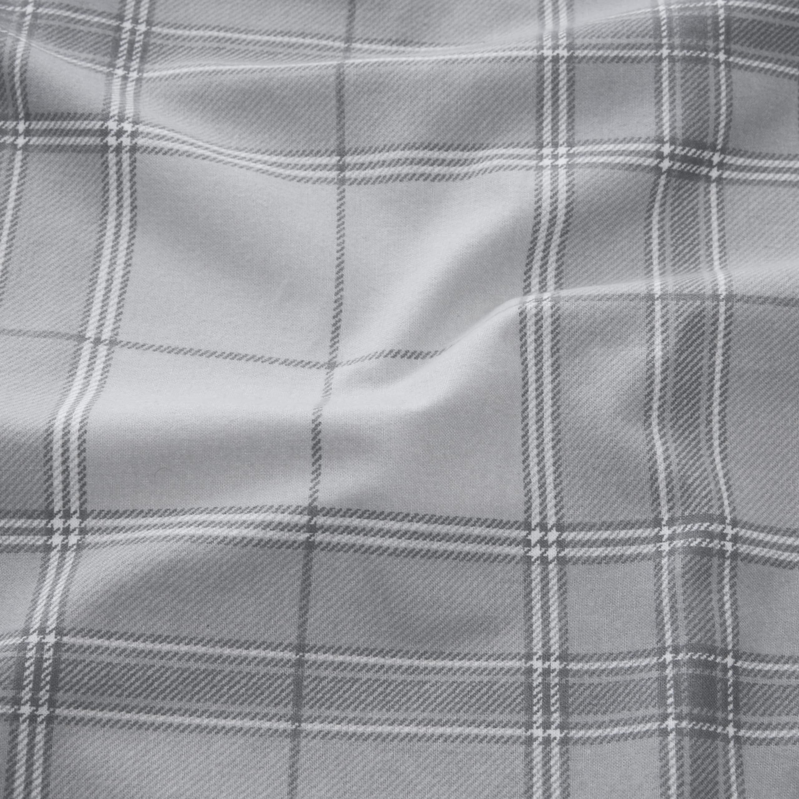 Mellanni Flannel Bed Sheets Set - 4 pc Luxury 100% Heavyweight 180GSM Cotton - Lightweight, Cozy - Deep Pockets, All Around Elastic - Soft, Warm, Breathable(Queen, Light Gray Plaid)