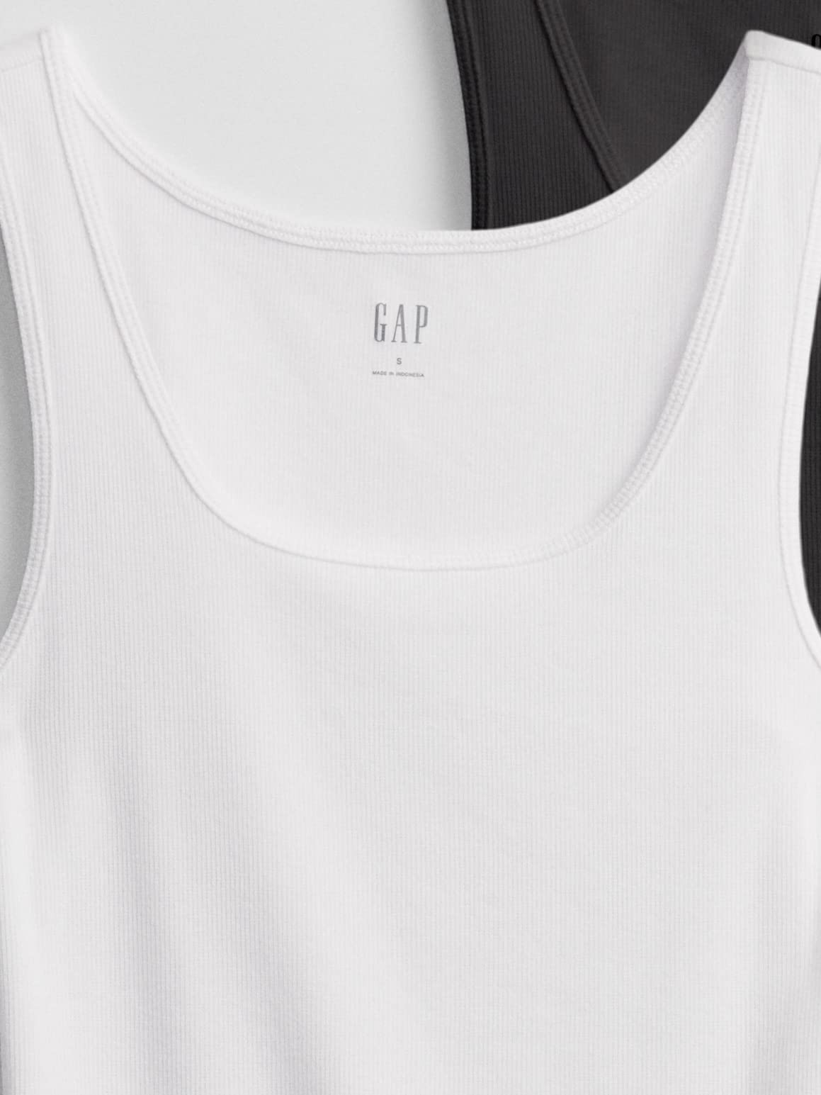 GAP Womens Ribbed Tank Top Cami Shirt, White V2 Global Pack, Large Tall US