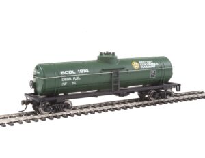 walthers trainline ho scale model british columbia railway tank car, green/yellow/white