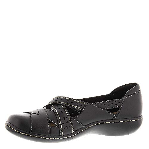 Clarks womens Ashland Spin Q Slip On Loafer, Black, 7.5 US